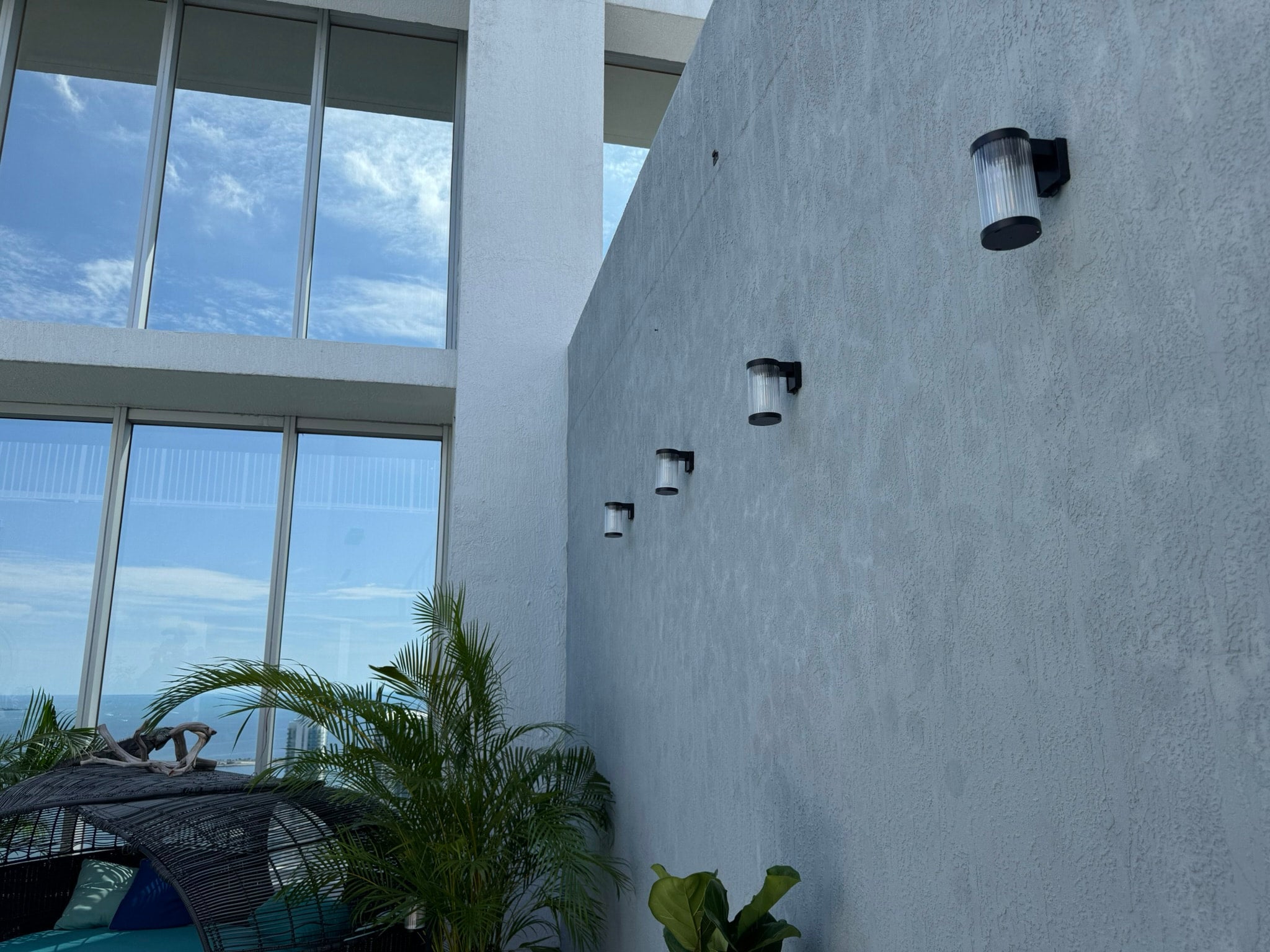 Smart Tech Handyman Services by Roberto | Your family's Tech Ally ...